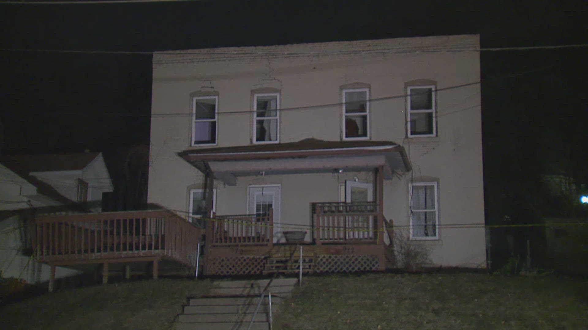 Crews set to demolish Davenport building after partial collapse | wqad.com