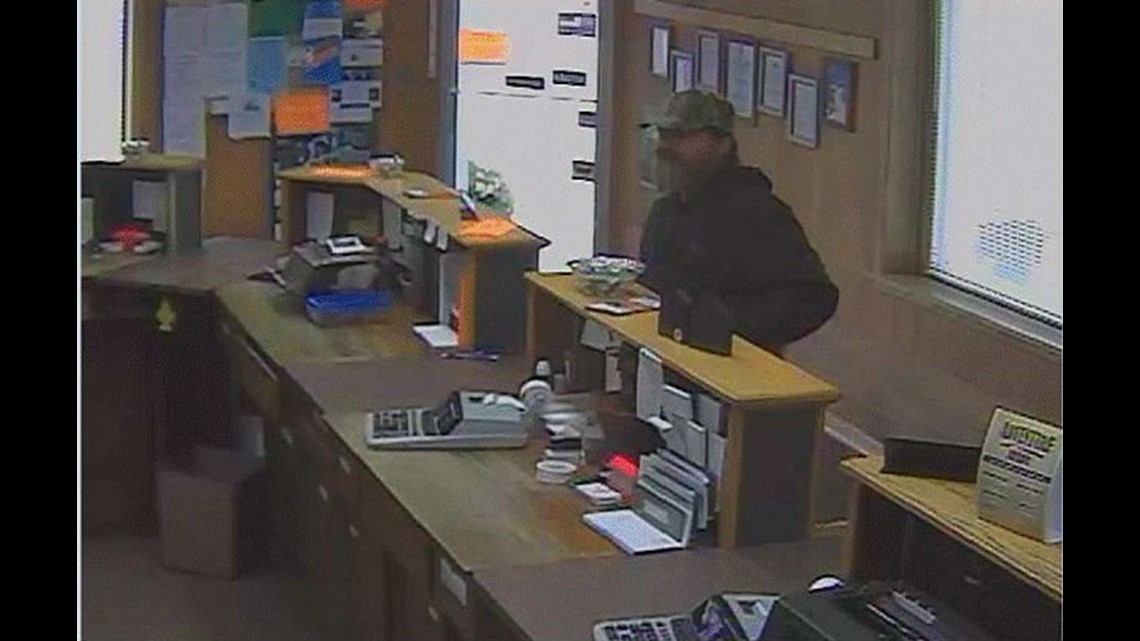 Photos: Bank robbed in Oxford Junction | wqad.com
