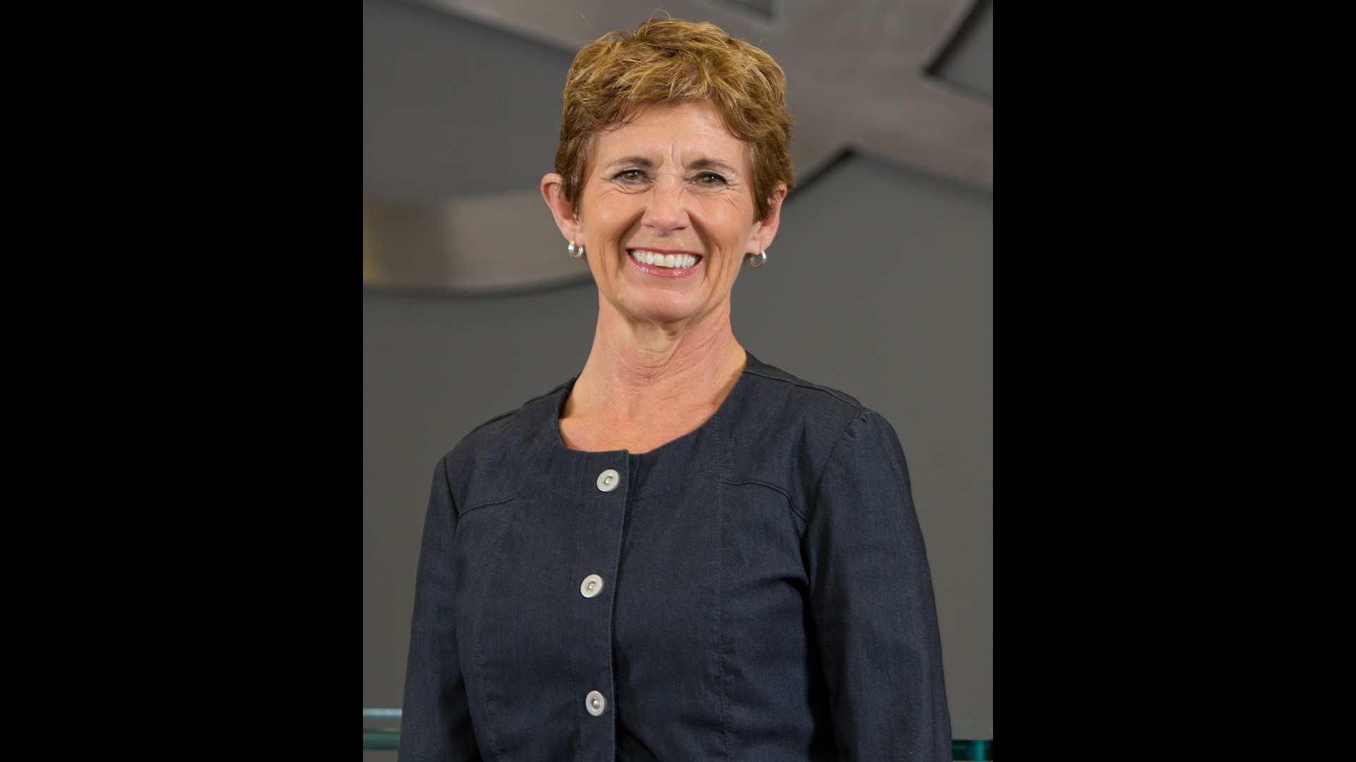 Quad Cities Chamber CEO Tara Barney announces resignation | wqad.com