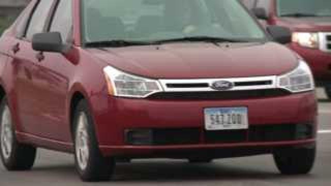 Iowa car dealers battle fee hike proposal | wqad.com