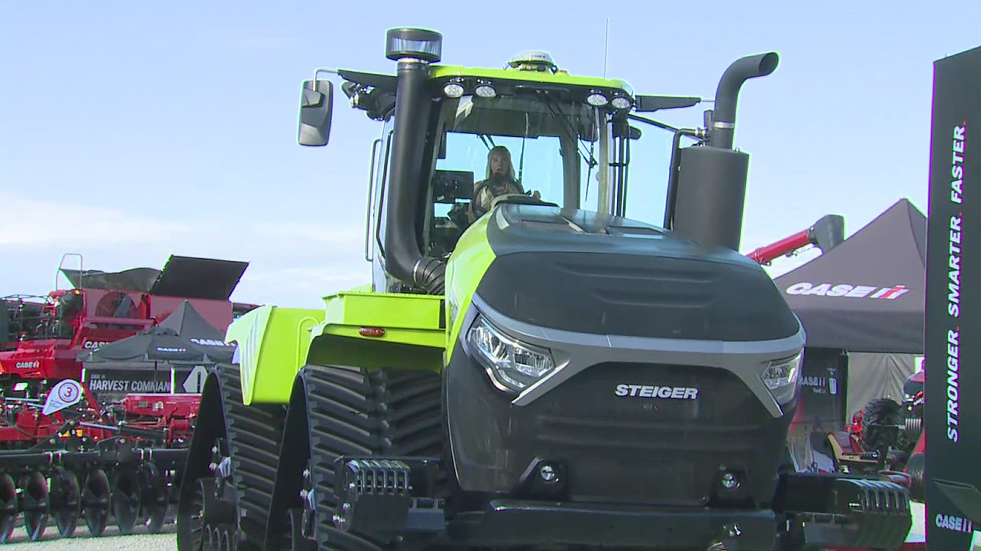 New Case IH tractor is a nod to company's heritage | wqad.com
