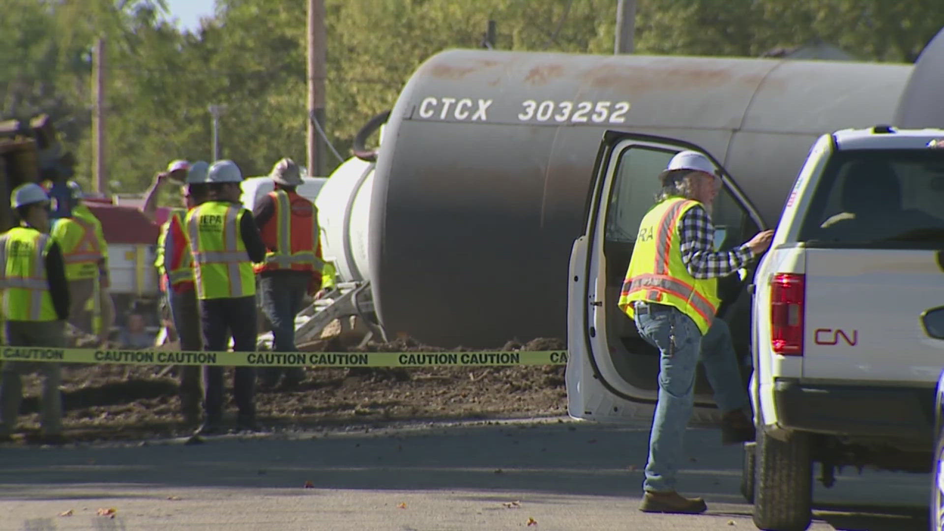 Evacuation order lifted following train derailment in Nora, Illinois ...