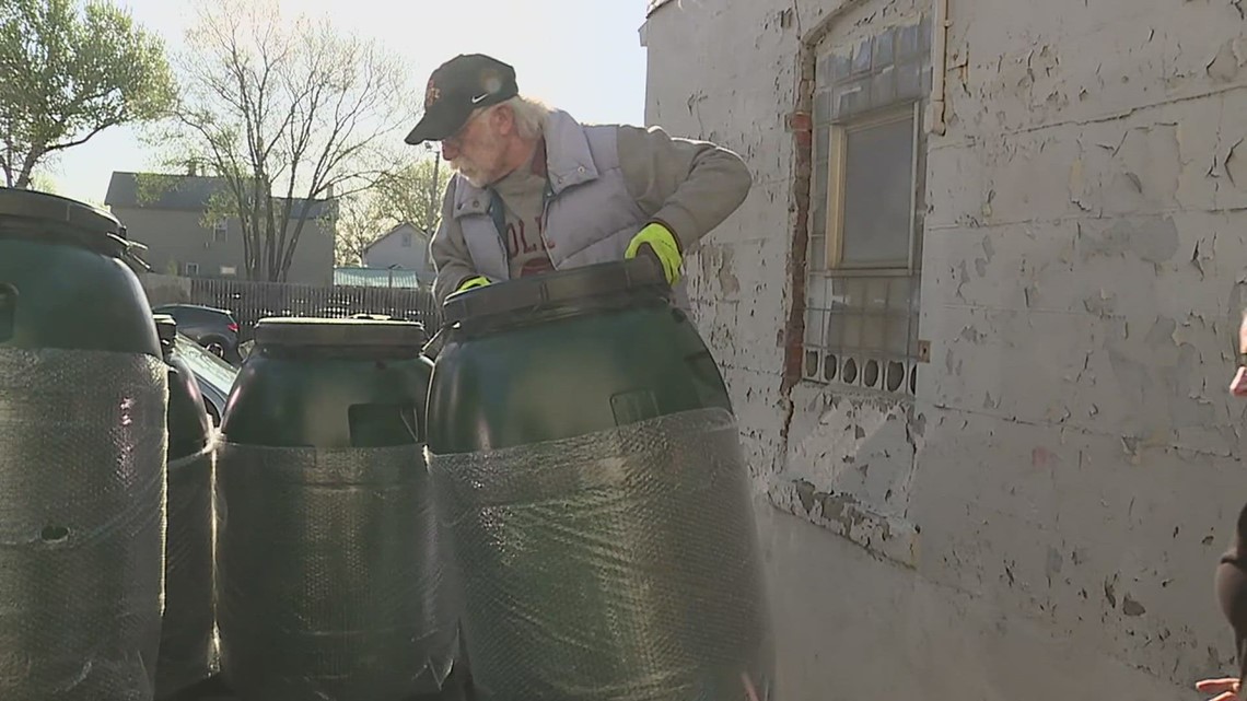 Earth Day: River Action rolls out rain barrels | wqad.com