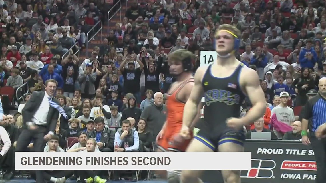 Wrestler in Iowa and Illinois battle for Individual State Championship ...