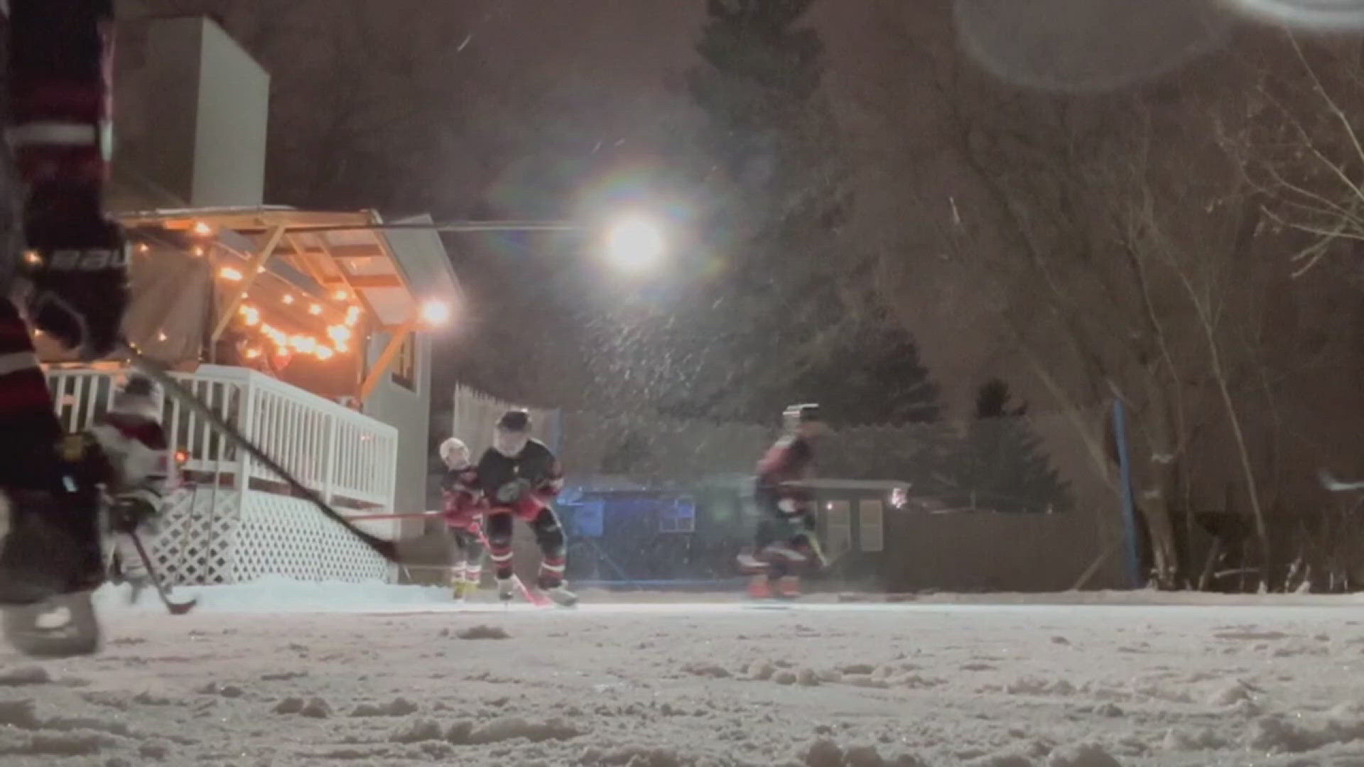 Wisconsin father makes hockey rink in backyard | wqad.com