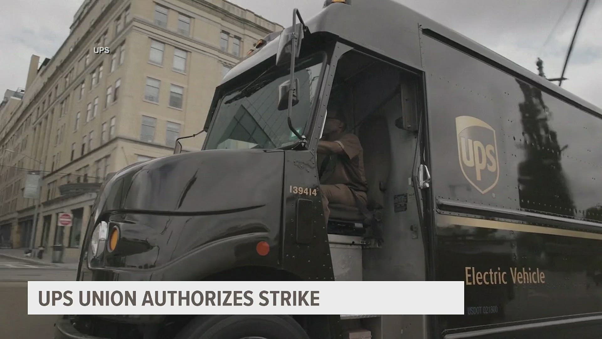 Busch Light collabs with John Deere for limited-edition cans | wqad.com