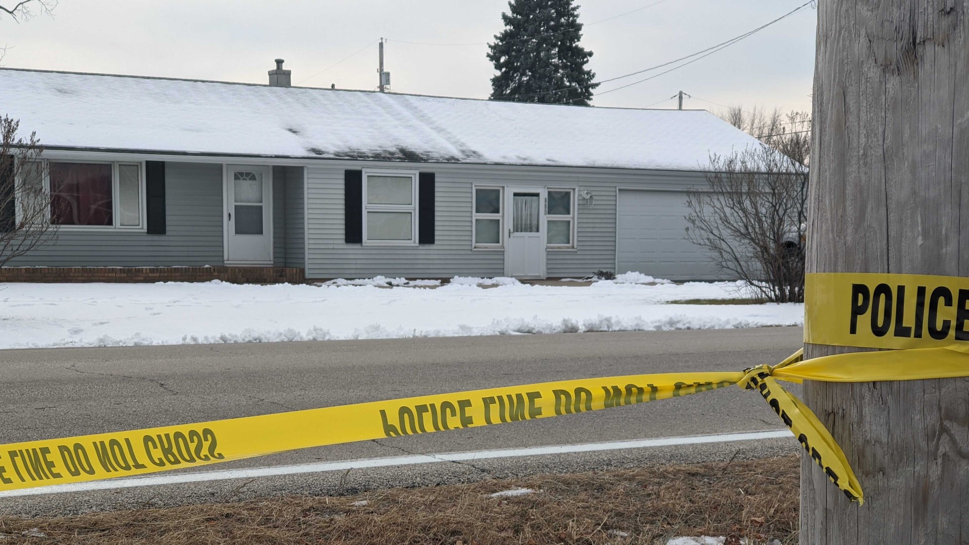 Police: East Moline man stabbed to death in his home | wqad.com