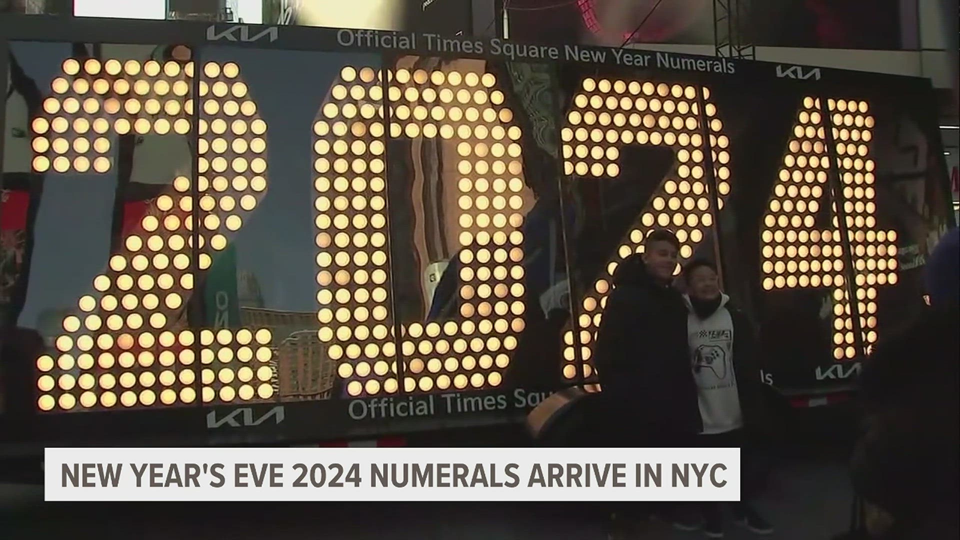 New Year's Eve numerals arrive in Times Square | wqad.com