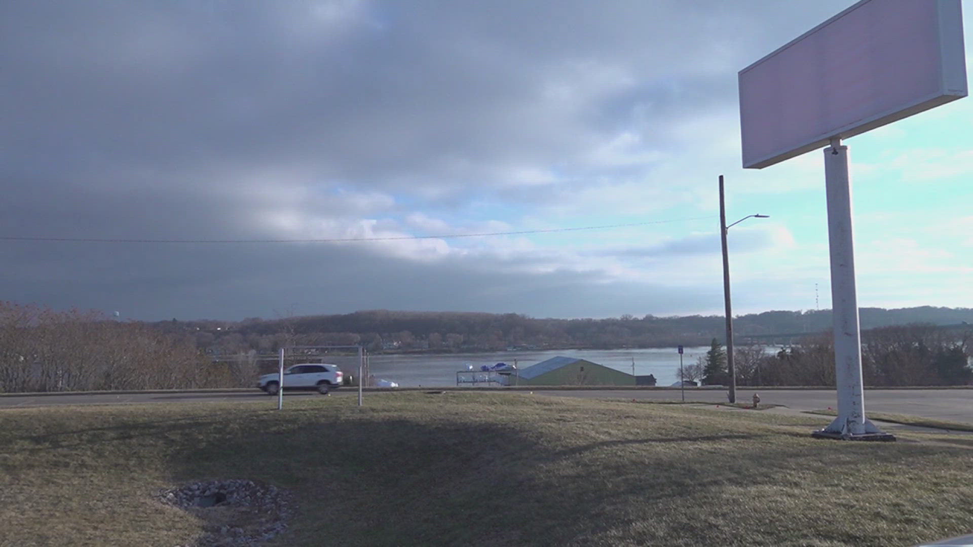 Old LeClaire Ascentra building to be demolished for a Culver's | wqad.com