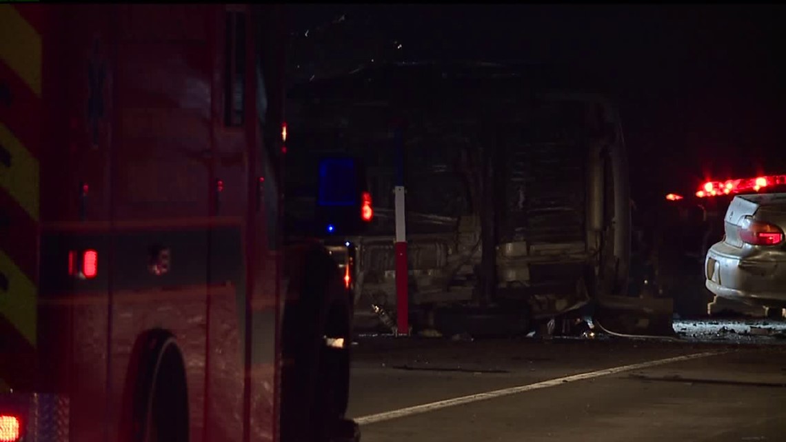 Two killed in Highway 67 crash | wqad.com