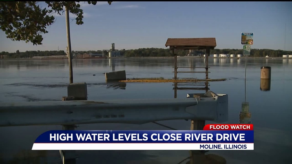 Flood waters force 2.5 miles of River Drive in Moline to close | wqad.com