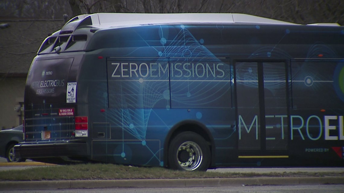 MetroLINK adds battery-electric buses to fleet | wqad.com