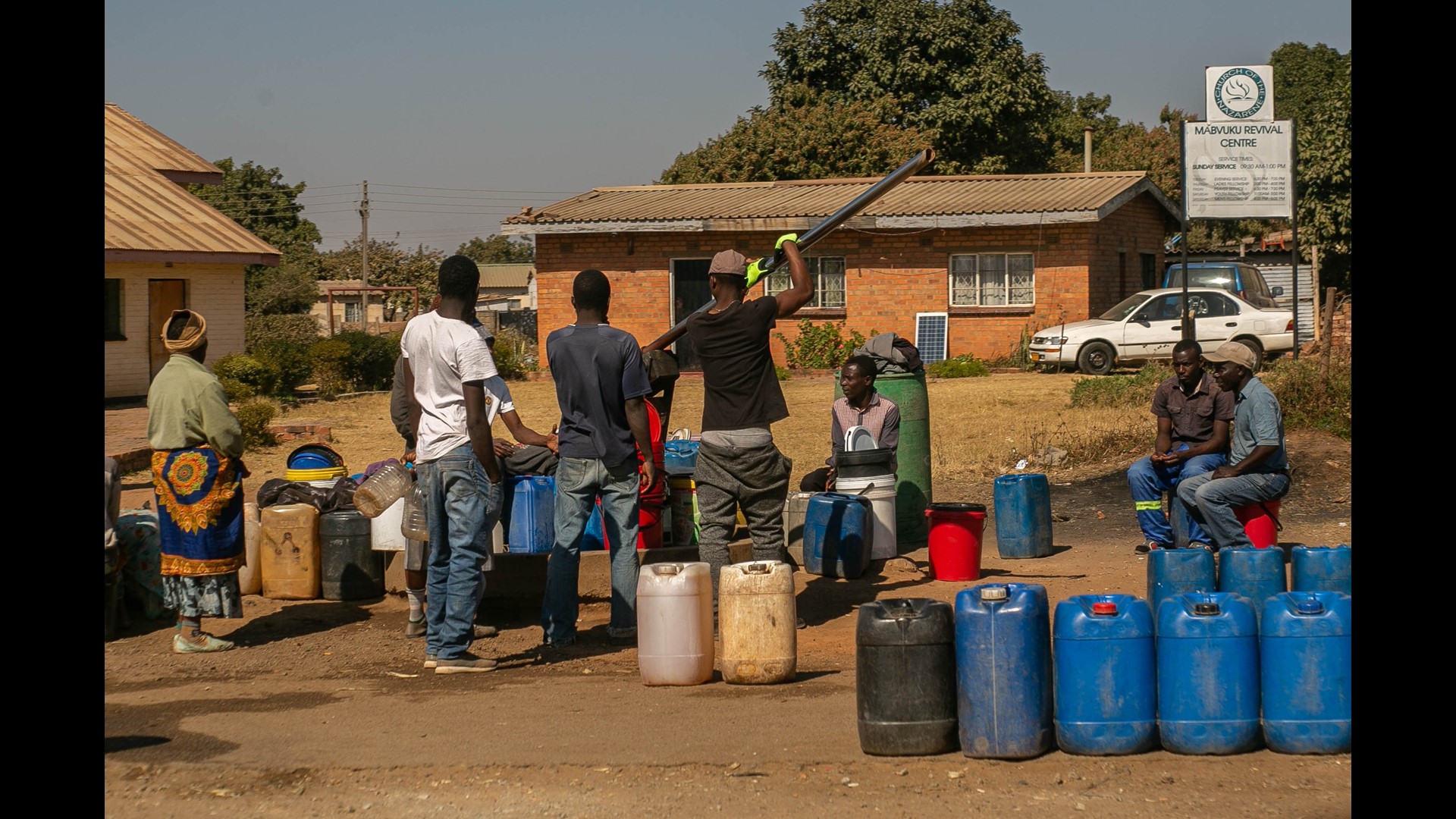 Millions in Zimbabwe facing starvation after severe droughts, UN food ...