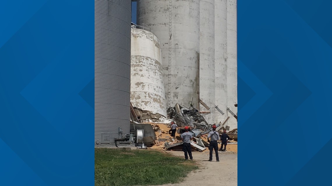 Grain silo collapses in Yarmouth, Iowa | wqad.com
