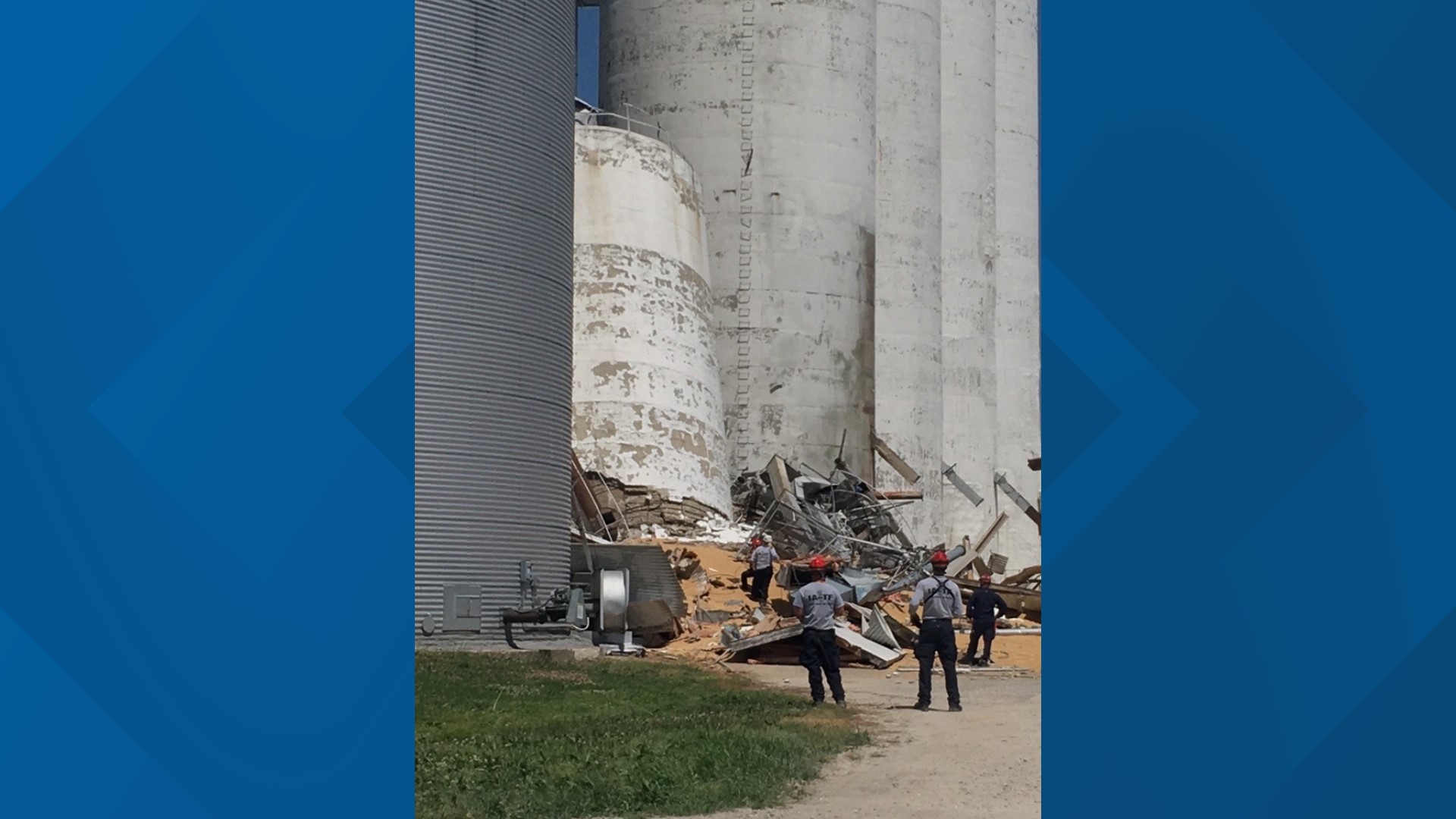 Grain silo collapses in Yarmouth, Iowa | wqad.com