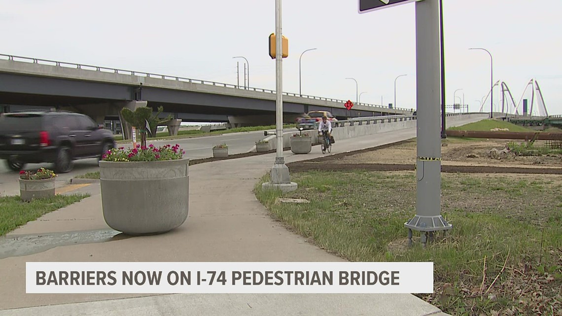 Following deadly incident, Iowa DOT installs barriers on I-74 bike path ...