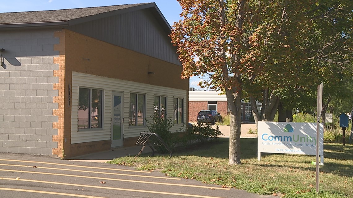 With launch of 988, Iowa City crisis call center sees number texts ...