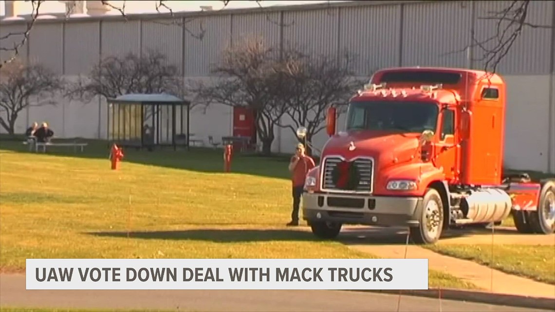 UAW workers expanding strike, this week Mack workers walking out | wqad.com