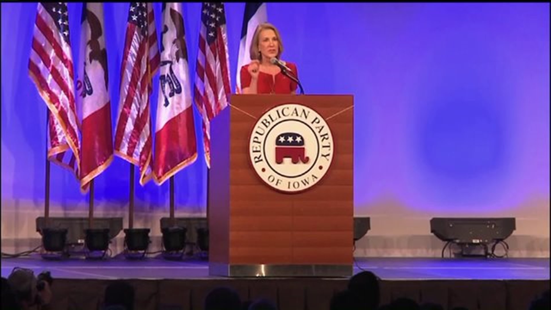 Iowa dinner spotlights crowded GOP field | wqad.com