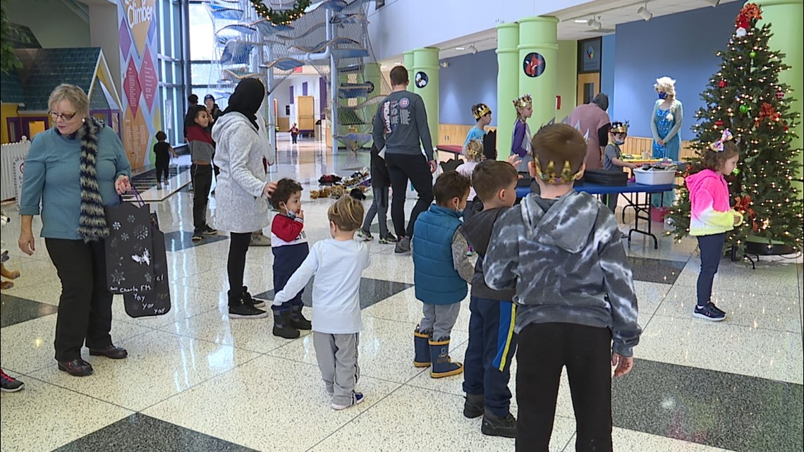 Family Museum hosts New Year's celebration | wqad.com