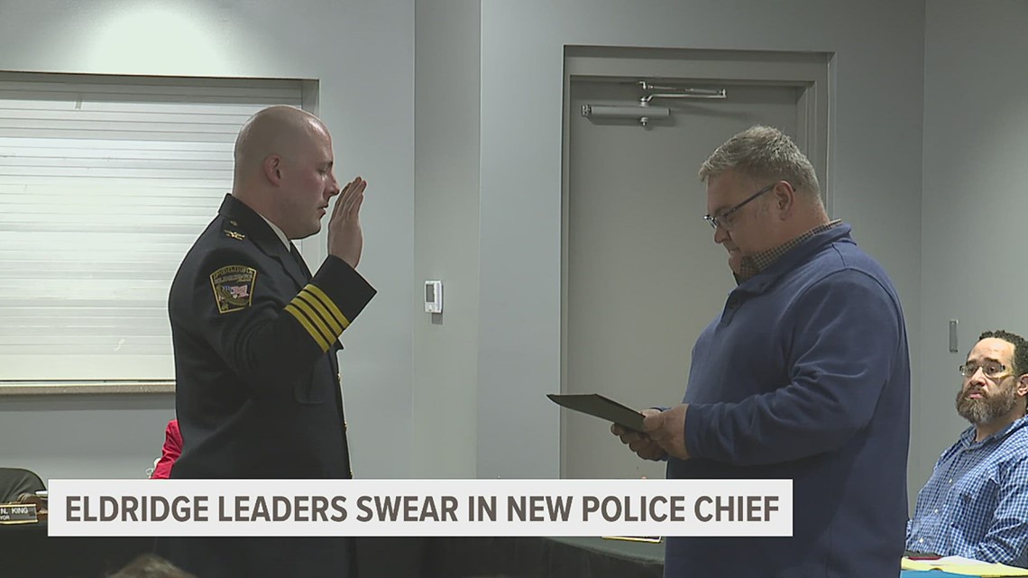 Eldridge swears in new police chief | wqad.com