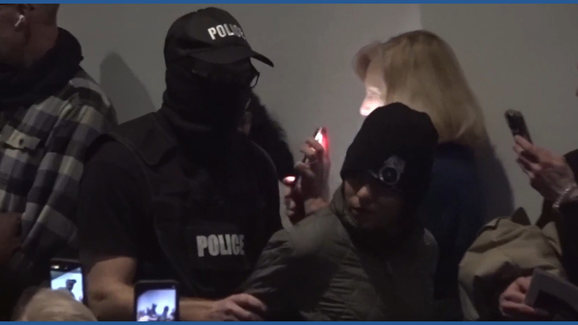 Iowa City group trains residents on how to respond safely to ICE raids ...