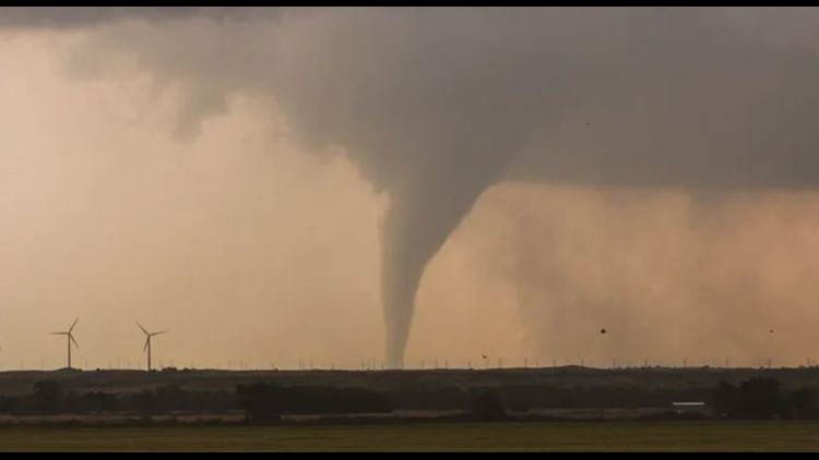 Why tornadoes come in different shapes and sizes | wqad.com