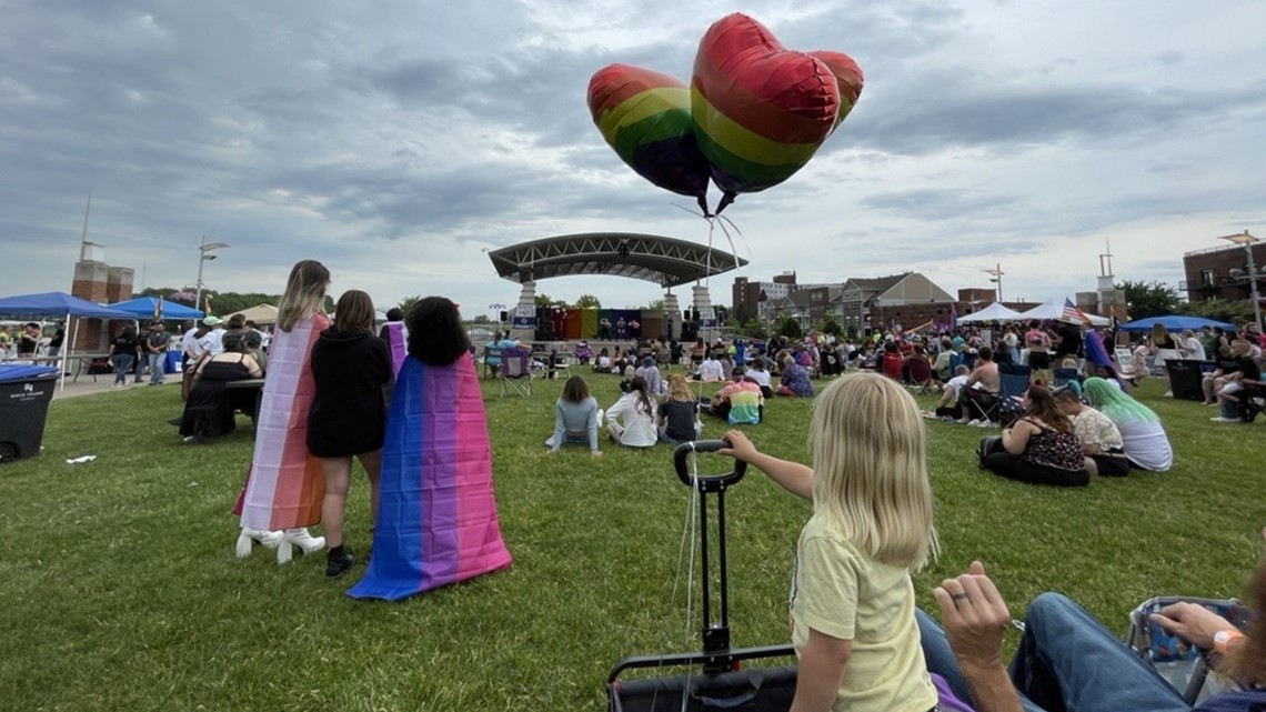 Hundreds attend 2022 Quad Cities PrideFest | wqad.com