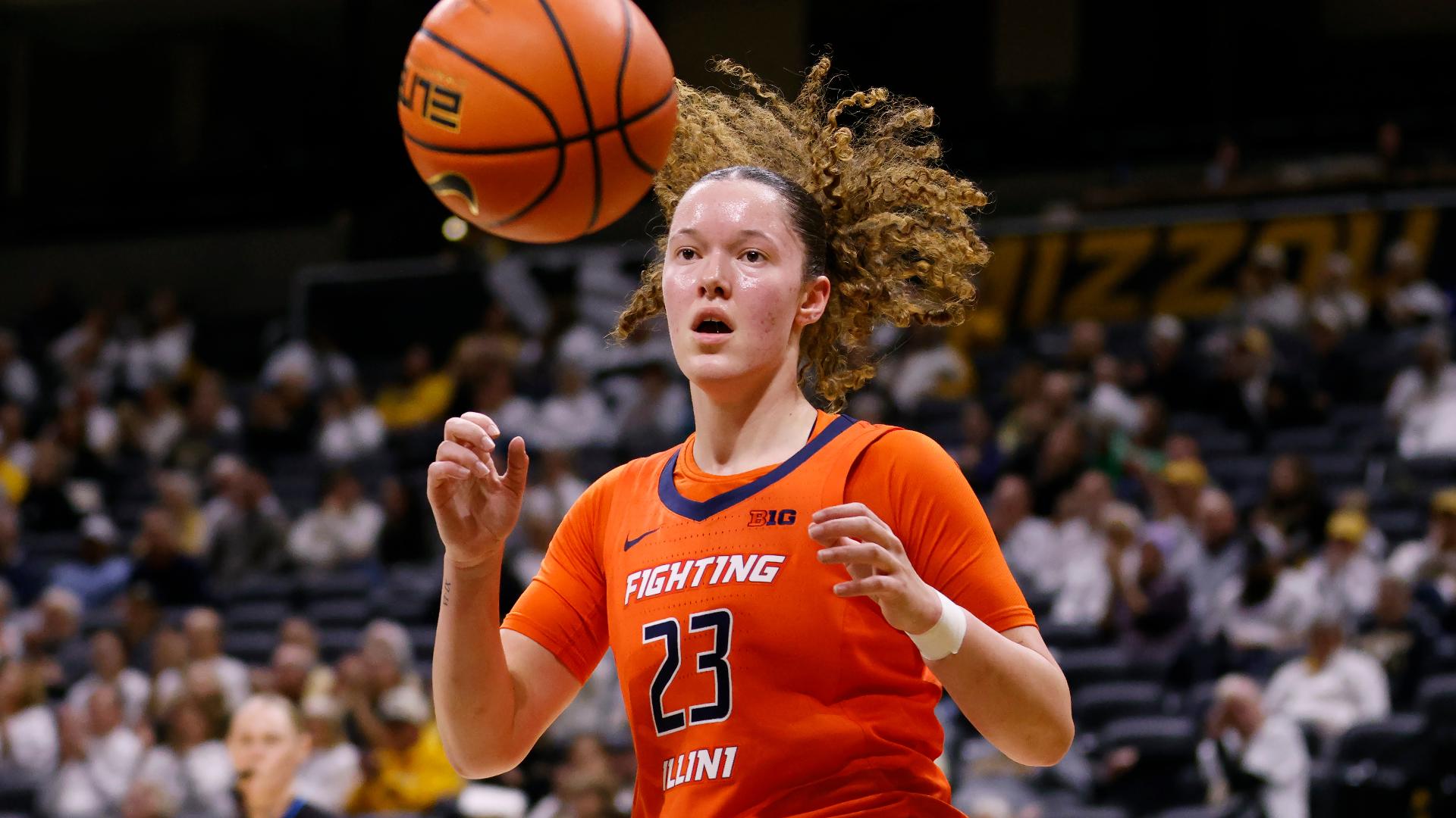 Shauna Green’s young Illini re-enter AP Top 25; Gies Memorial Stadium ...