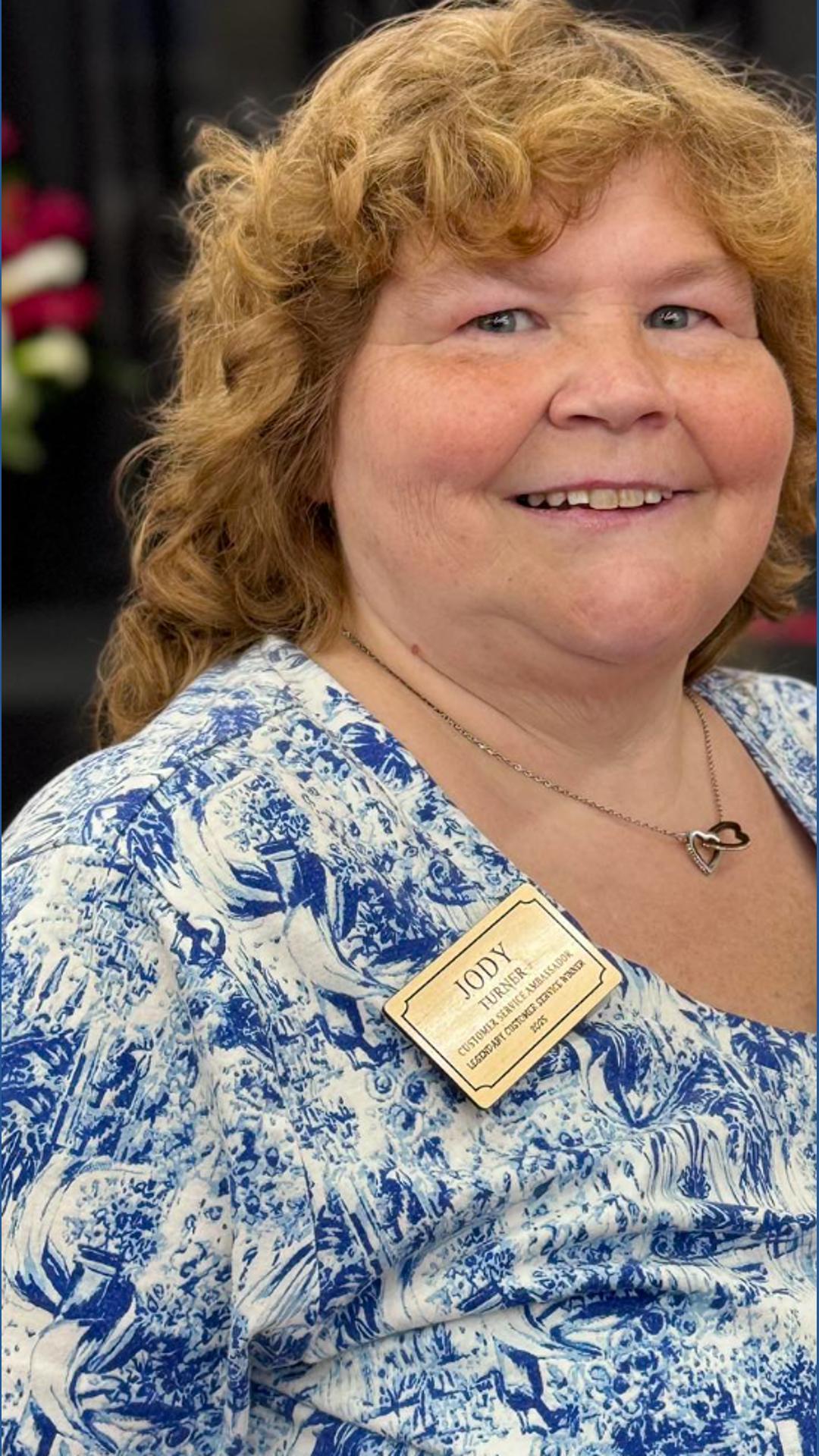 Jody Turner earns Hy-Vee's top customer service award | wqad.com