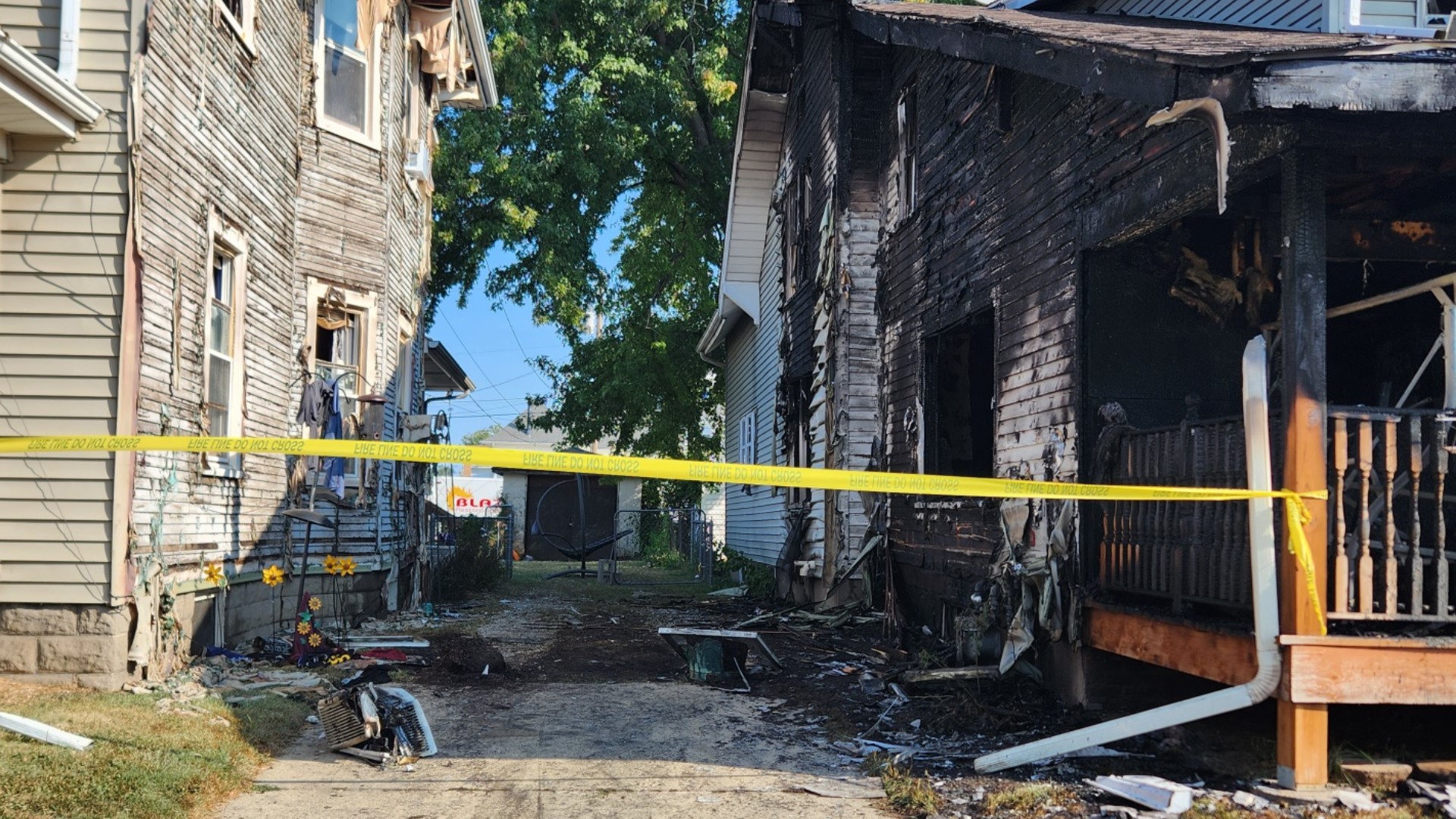 Moline home catches fire early Sunday morning | wqad.com