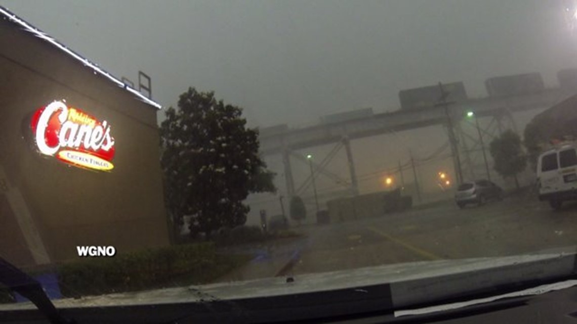 Incredible video shows train being blown off bridge during storm in New ...