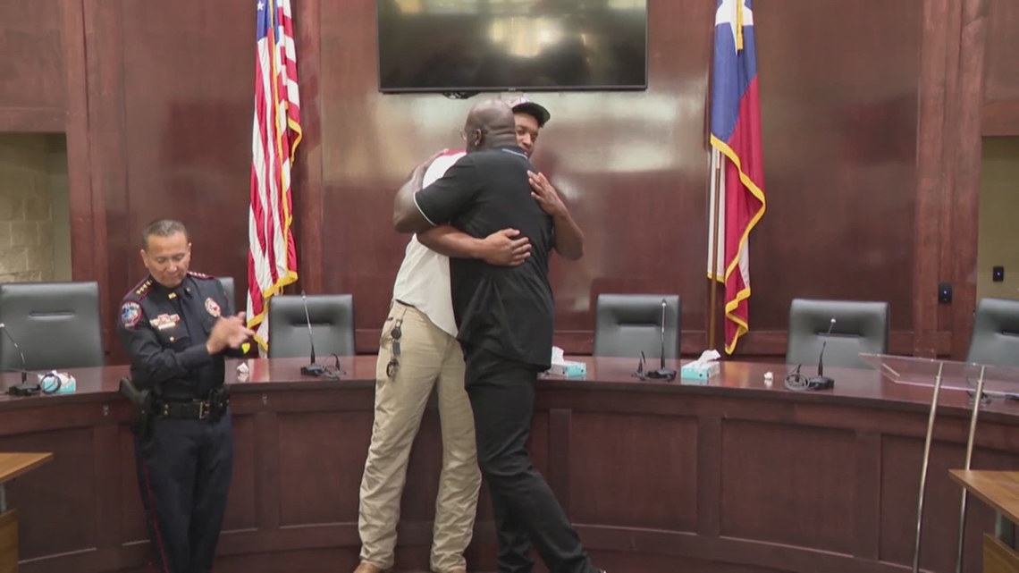 Former NBA player, Shaquille O'Neal, is helping a Texas man pursue his ...