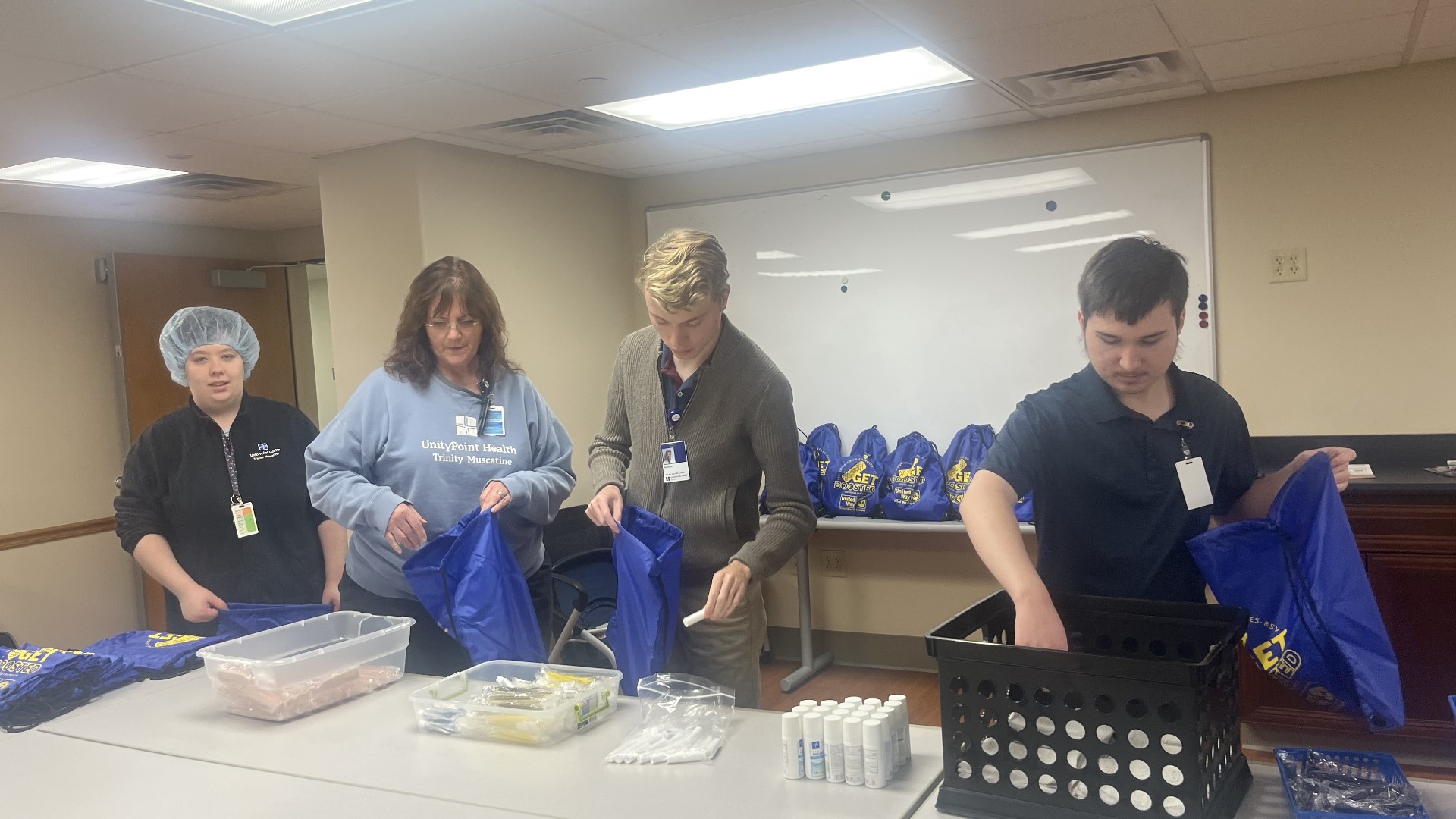 Donating care kits to Muscatine Center for Social Action | wqad.com