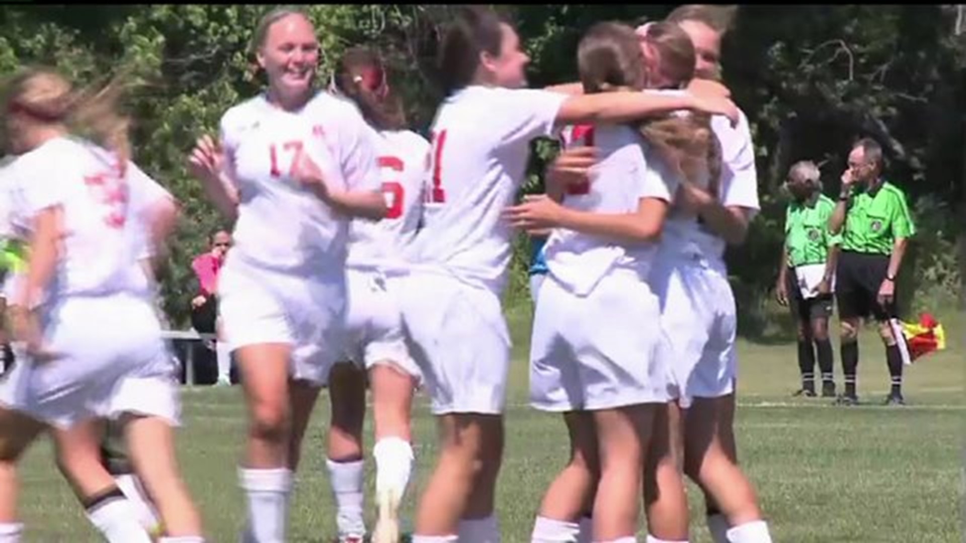 North Scott girls’ soccer moves on to state semifinals | wqad.com