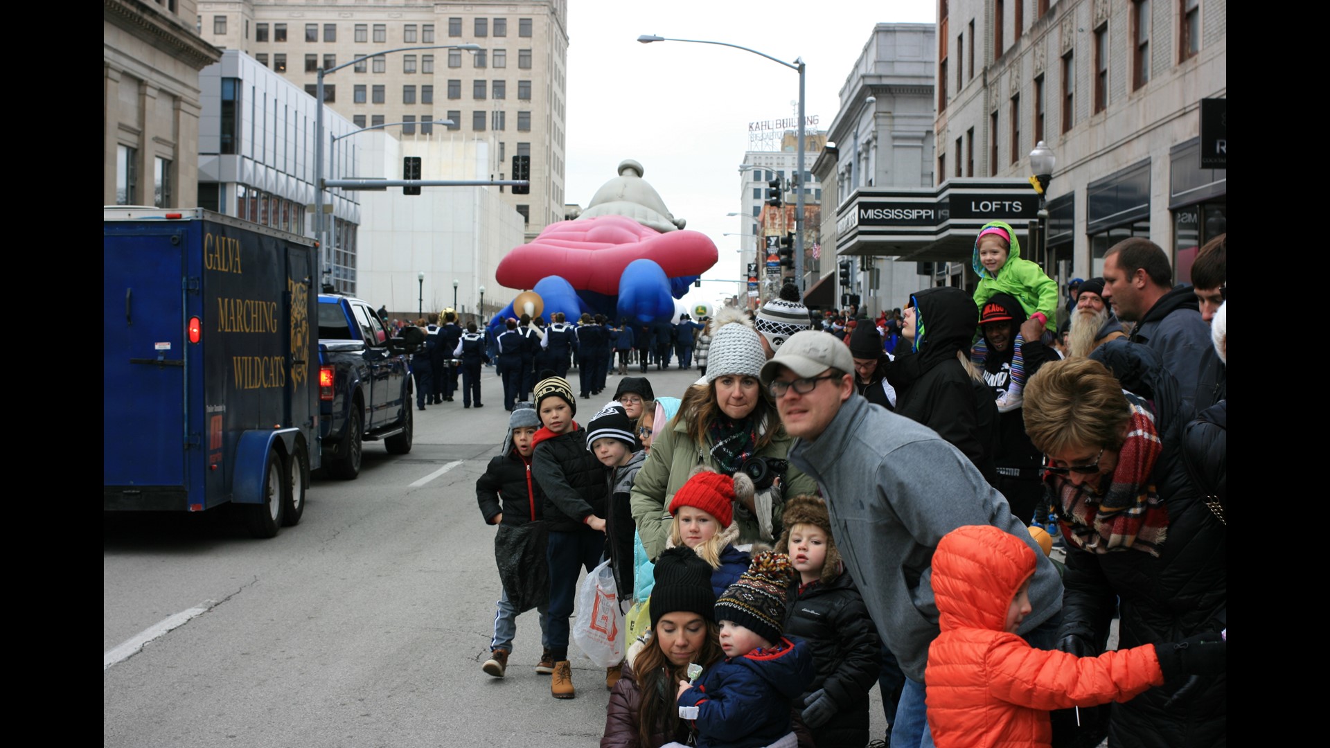 PHOTO GALLERY: 2019 Festival of Trees parade | wqad.com