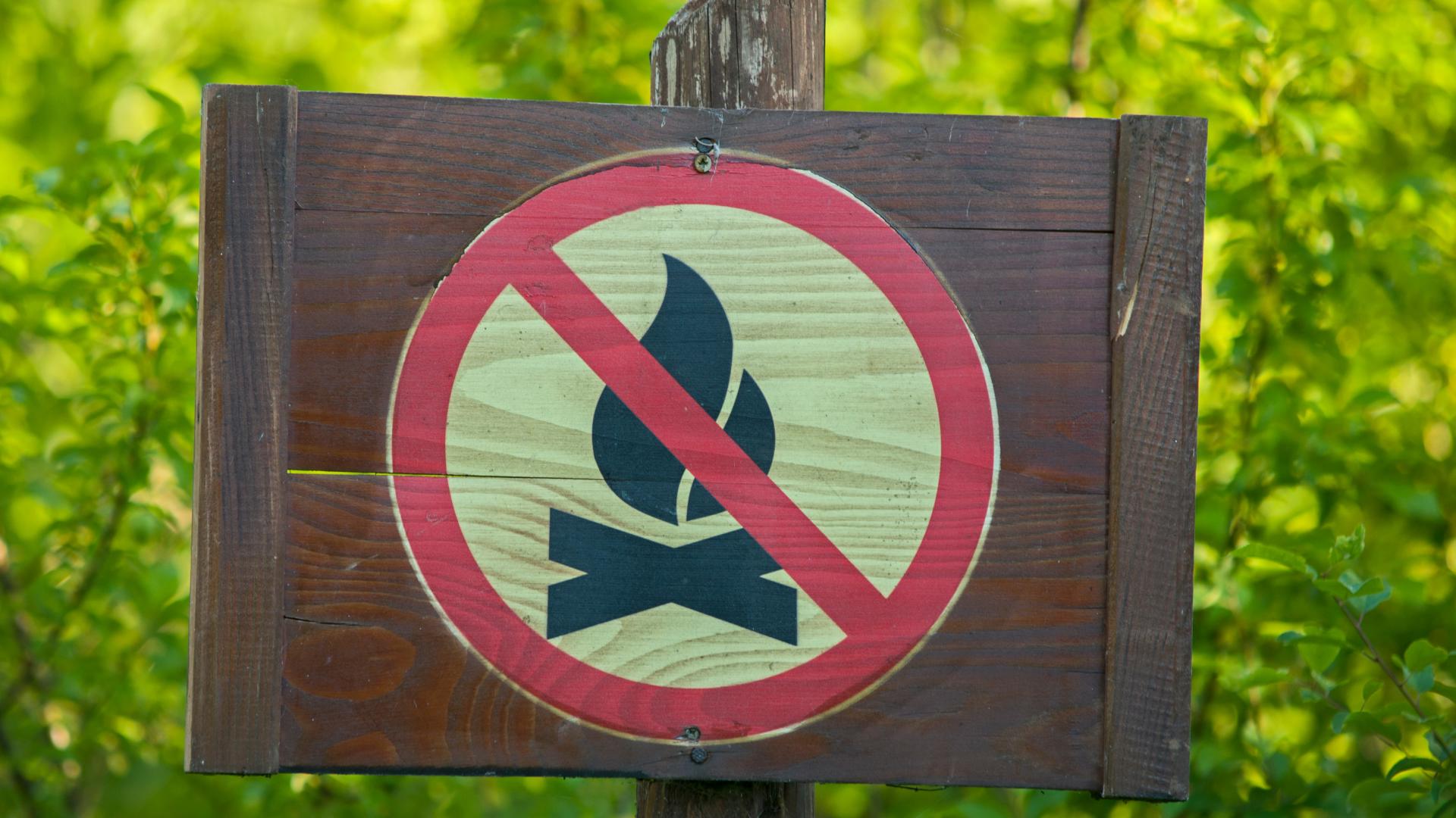 Burn bans in effect around the Quad Cities region as dry conditions ...