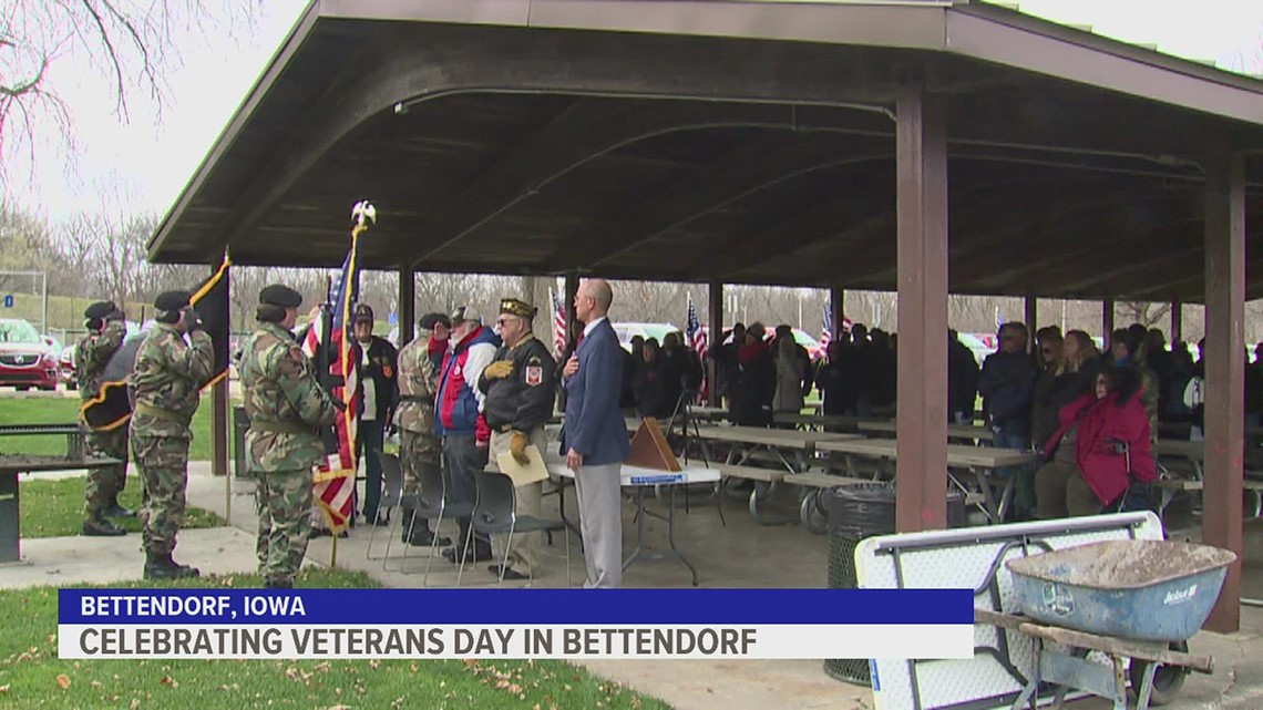 Dozens brave the cold for Bettendorf's Veterans Day memorial ceremony ...