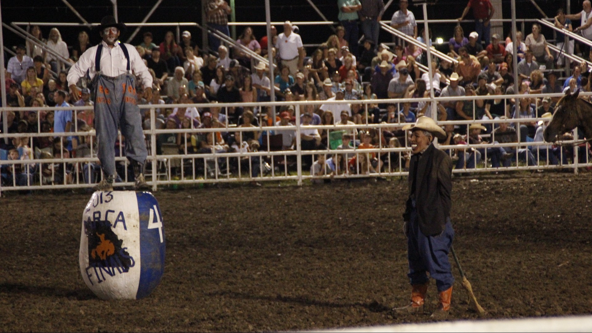 Missouri rodeo clown says Obama mask wasn’t first he wore | wqad.com