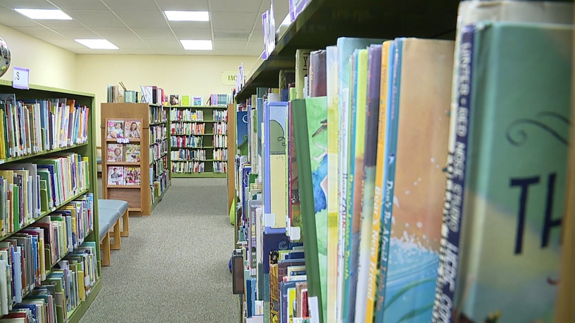Kids read off book fines at Dixon Public Library | wqad.com