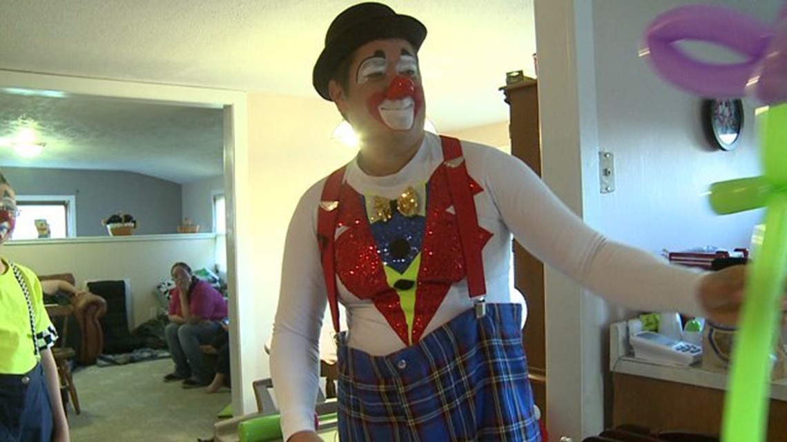 Professional Clowns on Edge Over National Creepy Clown Sightings | wqad.com
