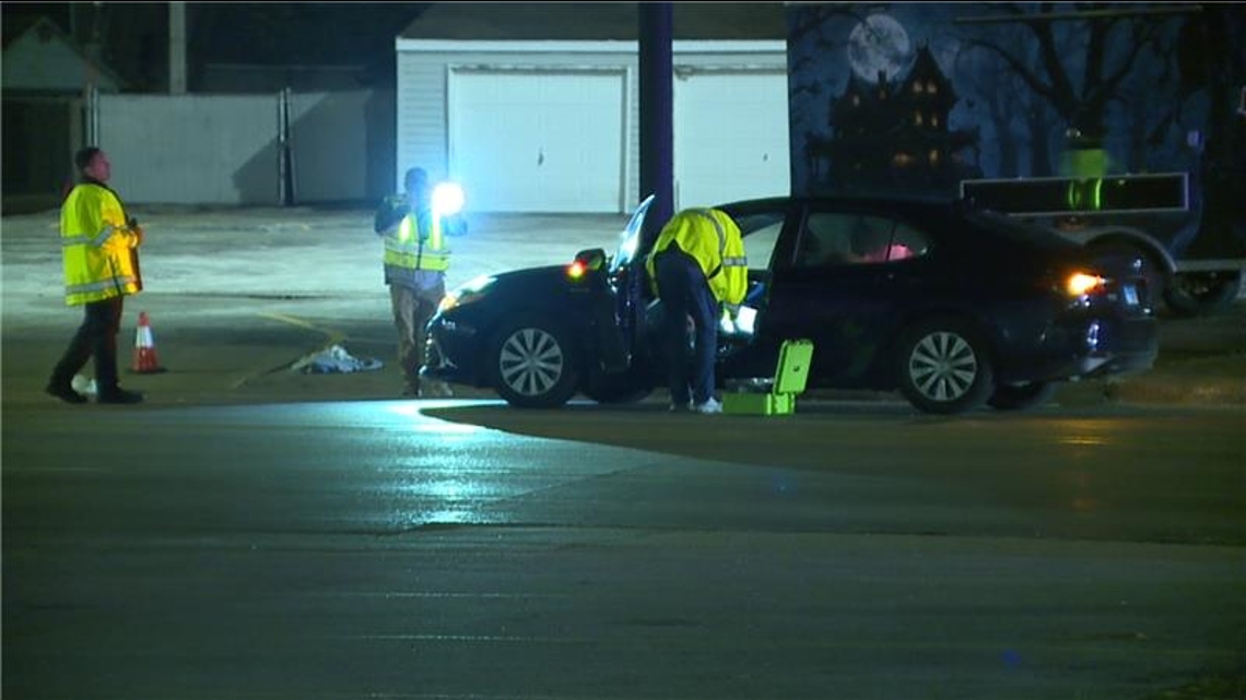 Pedestrian killed in Moline traffic crash Thursday night | wqad.com