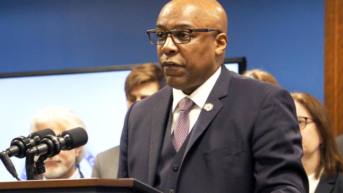 '365 days of chaos’: Illinois Democrats reflect on 1st year of Trump’s ...