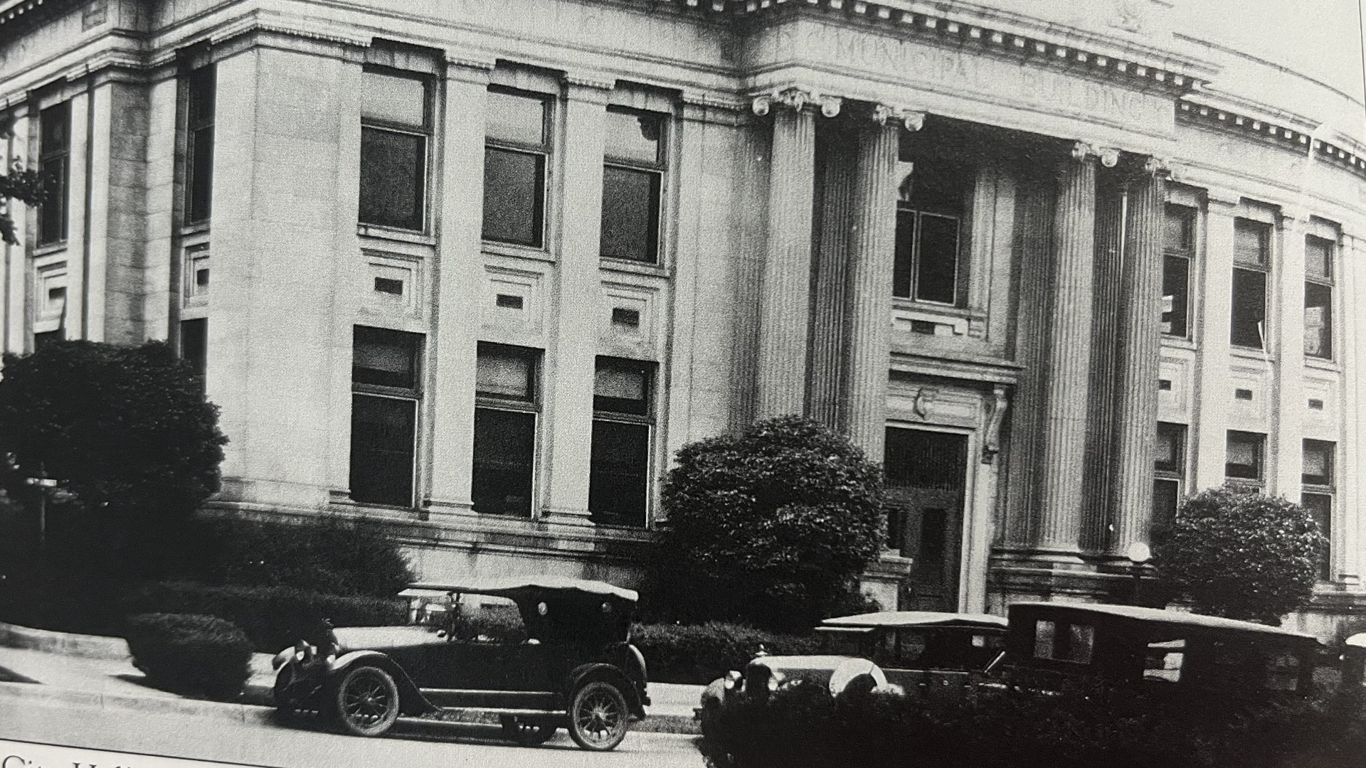 What's the history behind these iconic Moline landmarks? | wqad.com