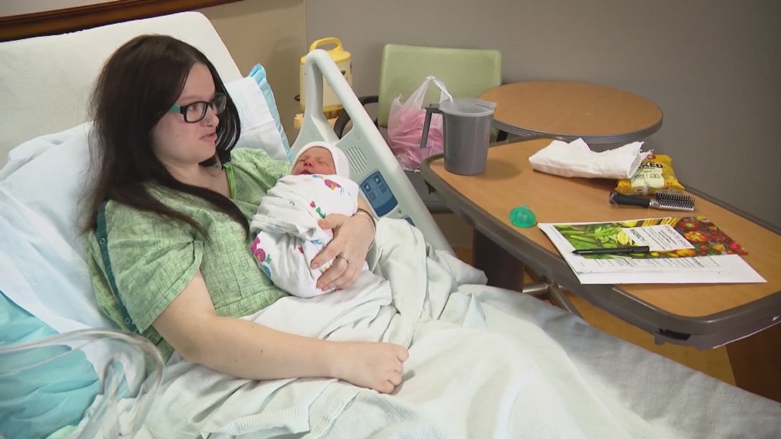 Iowa mother welcomes surprise baby at end of shift at UPS | wqad.com