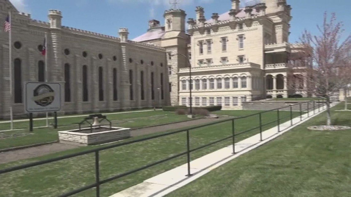 Correctional officer assaulted by inmate at Anamosa State Penitentiary ...