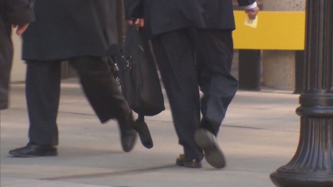National job report finds thousands of positions open, fewer people ...