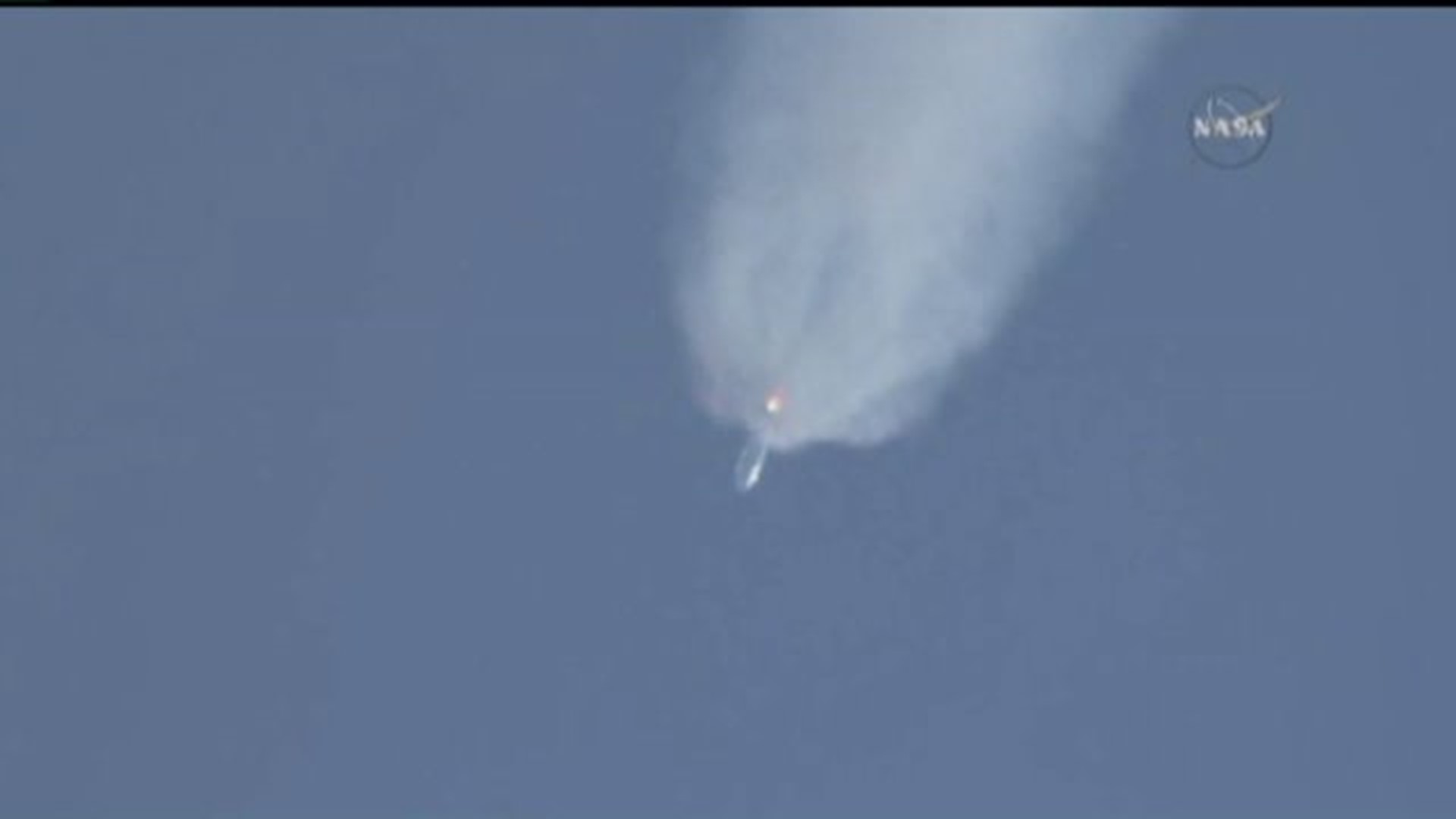SpaceX rocket explodes after launch | wqad.com
