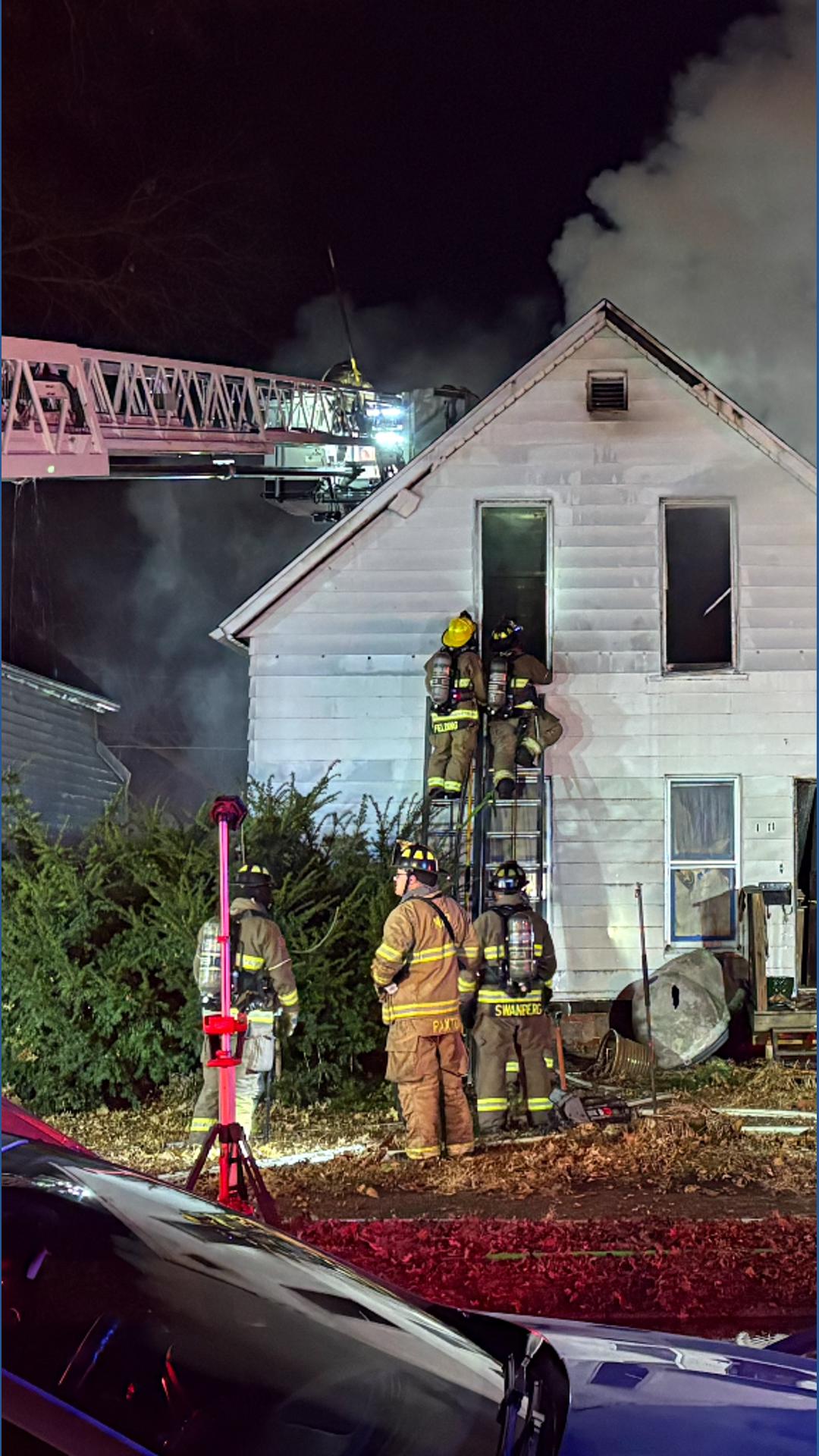 Early morning house fire under investigation in Moline | wqad.com