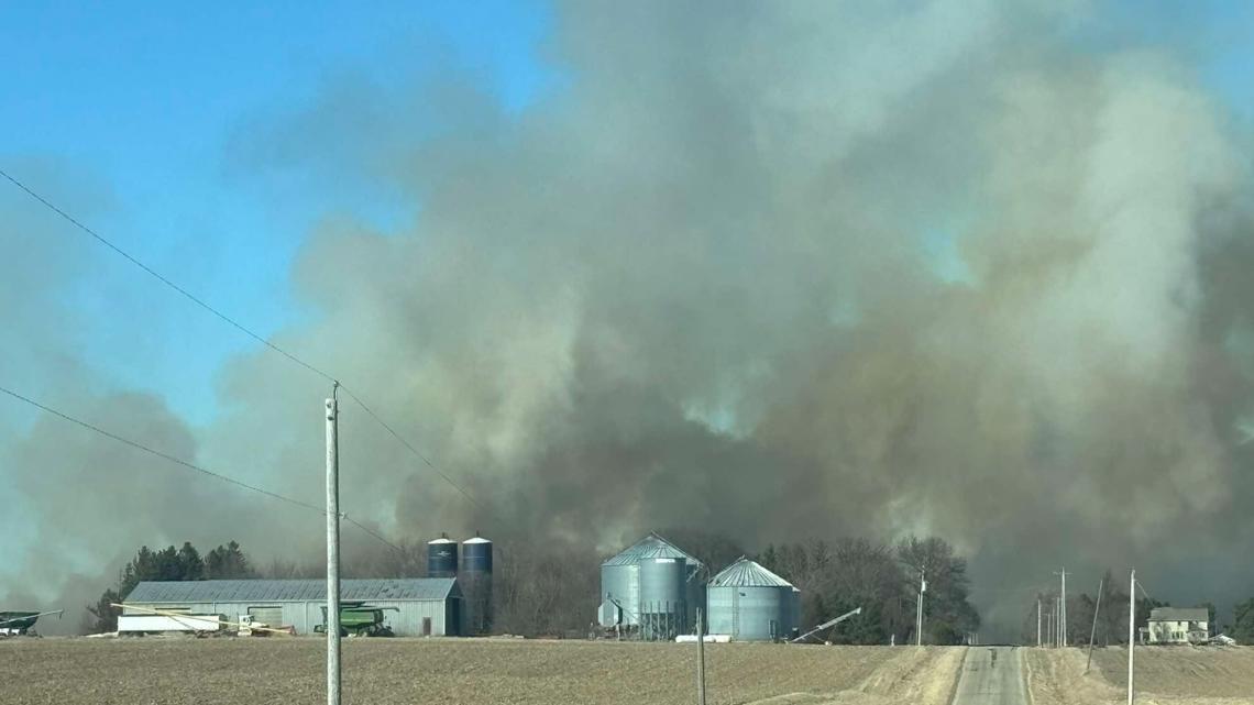 Large fire breaks out in rural Bureau County | wqad.com